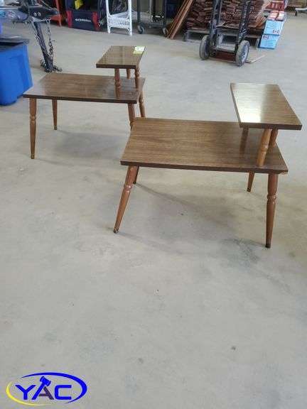 2 End Tables - Yorkton Auction Centre