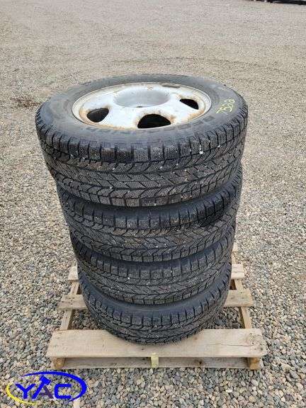 225/65R17 Tires and Rims - Off Honda CRV - Yorkton Auction Centre