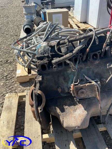 400 Ford Engine - Yorkton Auction Centre