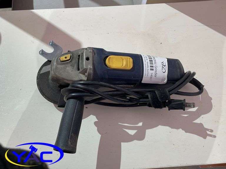 4.5 Electric Grinder - Yorkton Auction Centre