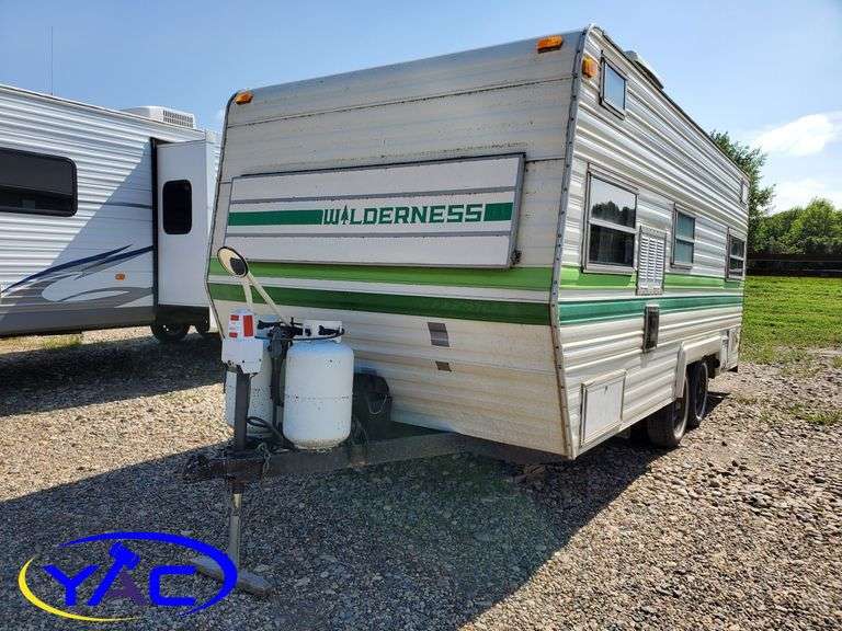 1977 Wilderness 20' Trailer - Yorkton Auction Centre