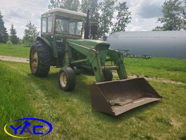 John Deere 4020 w/Loader - Yorkton Auction Centre