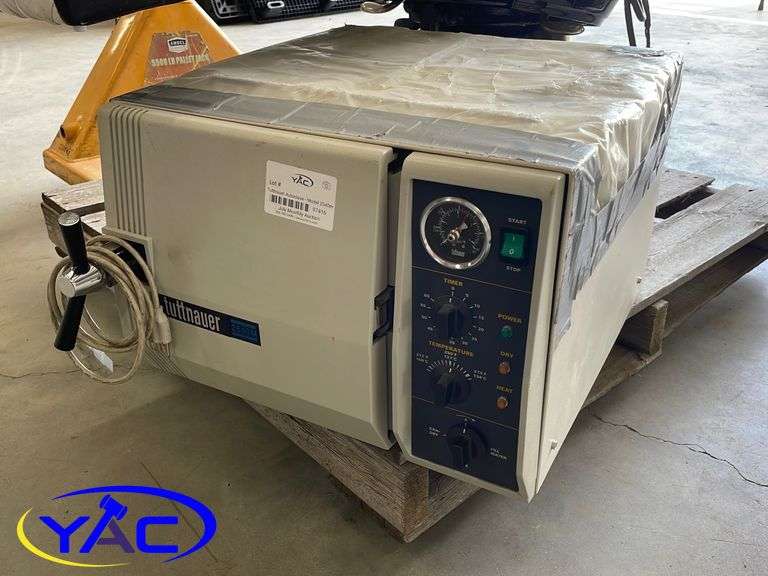 Tuttnauer Autoclave - Model 2540m - Yorkton Auction Centre