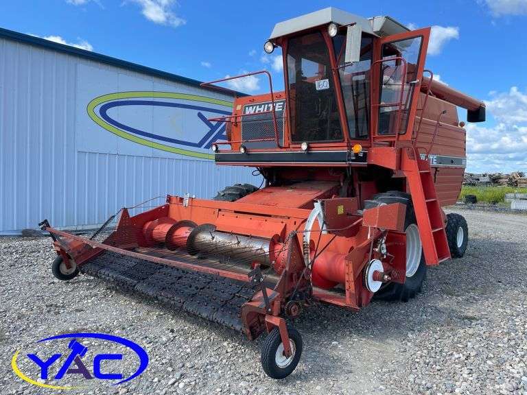 White 8900 W/ Header - Yorkton Auction Centre
