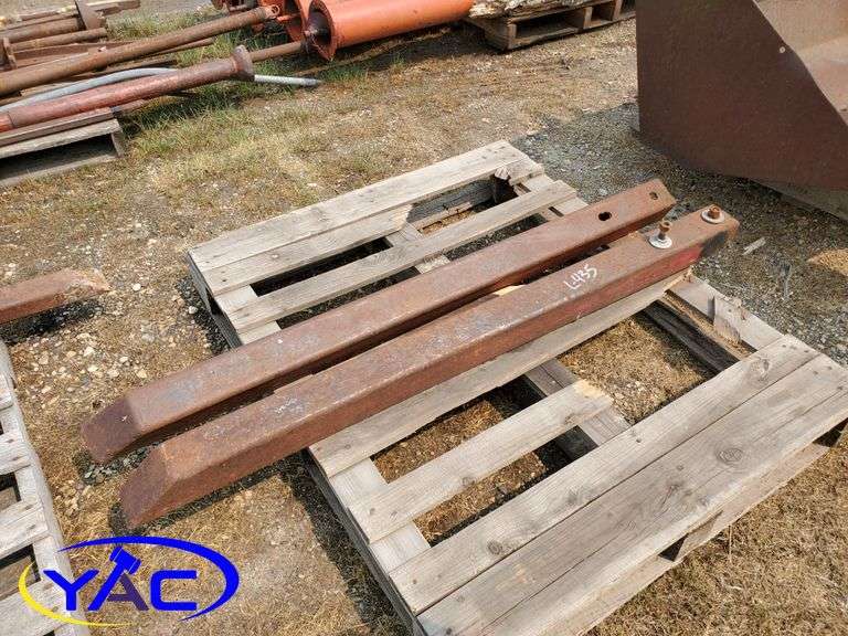 Loader Forks - Yorkton Auction Centre