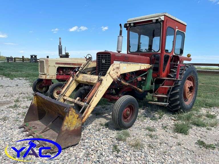IH 656 Tractor W/ Loader - Yorkton Auction Centre