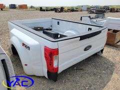 F-350 Dually Ford Truck Boxes - Yorkton Auction Centre