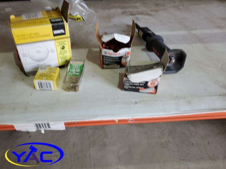 Ram Set W/ Shots and Nails - Yorkton Auction Centre