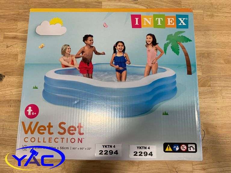 INTEX BEACH WAVE SWIM CENTER POOL 57495NP - Yorkton Auction Centre