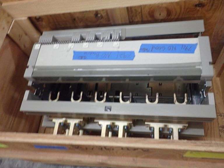 Square D Masterpact Circuit Breaker Chassis - Yellow Tag Auctions