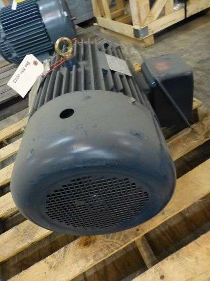 Marathon 30 HP Motor - Yellow Tag Auctions