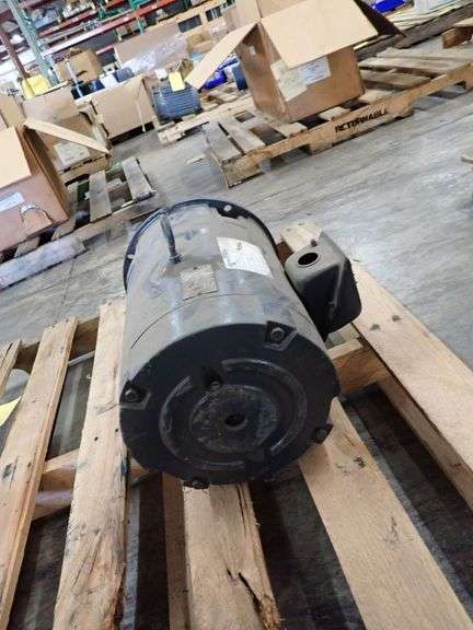 Cleaver Brooks 15 HP Motor - Yellow Tag Auctions