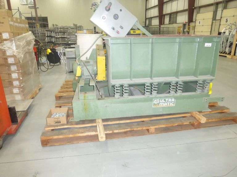 Ultramatic Vibratory Deburring Machine - Yellow Tag Auctions