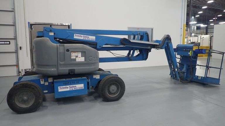 Genie Electric Boom Lift - Yellow Tag Auctions