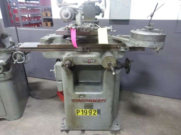 Cincinnati Milling Machine - Yellow Tag Auctions