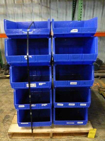 Lot of (19) Assorted Akro Bins Blue Plastic Stackable Bins - Yellow Tag ...