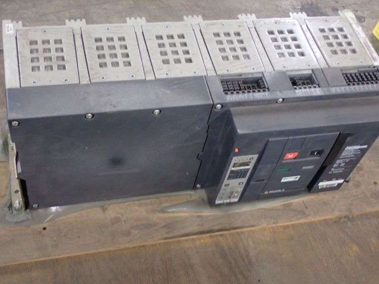 Square D Masterpact Low-Voltage Power Circuit Breaker - Yellow Tag Auctions