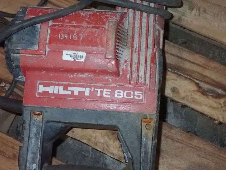 Lot of (2) Assorted Hilti Demolition Hammers - Yellow Tag Auctions