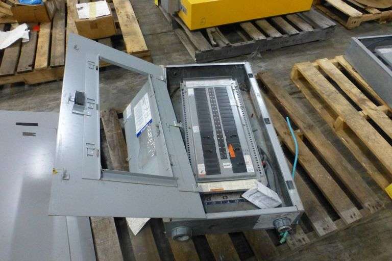 Eaton Cutler Hammer Panel Board - Yellow Tag Auctions