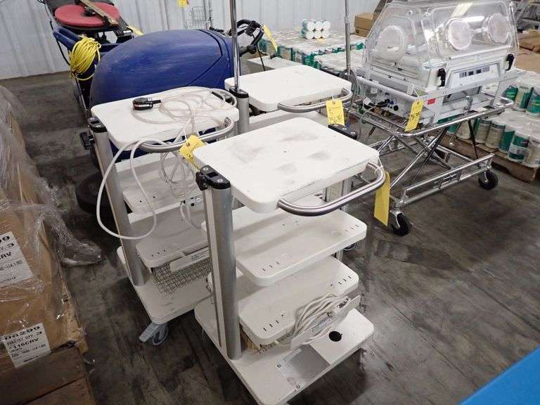 Lot of (3) Smith & Nephew Procedure Carts - Yellow Tag Auctions