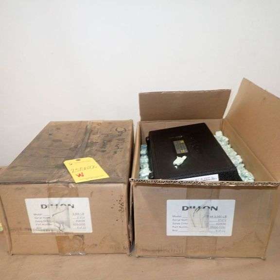 Lot of (2) Dillon Michelli Scales - Yellow Tag Auctions