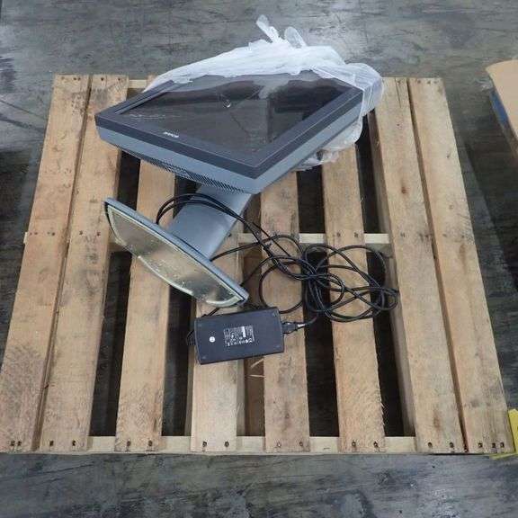 Barco Monitor - Yellow Tag Auctions