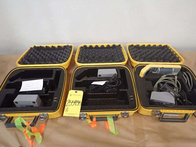 Lot of (3) Trimble Power Kits - Yellow Tag Auctions