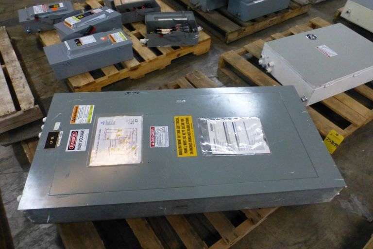 Square D Panelboard - Yellow Tag Auctions