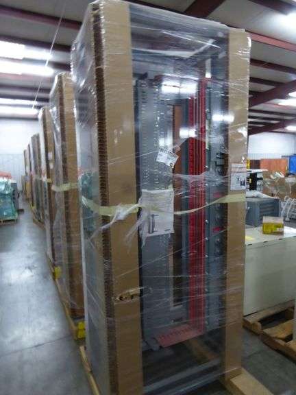 Single Row QCD 1-Line 3000A Panelboard - Yellow Tag Auctions