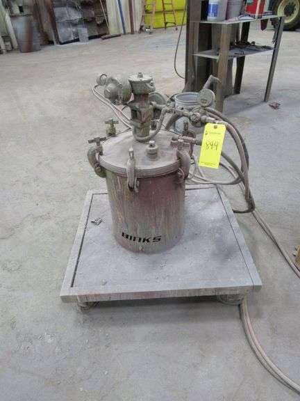 Binks Paint Pot - Yellow Tag Auctions