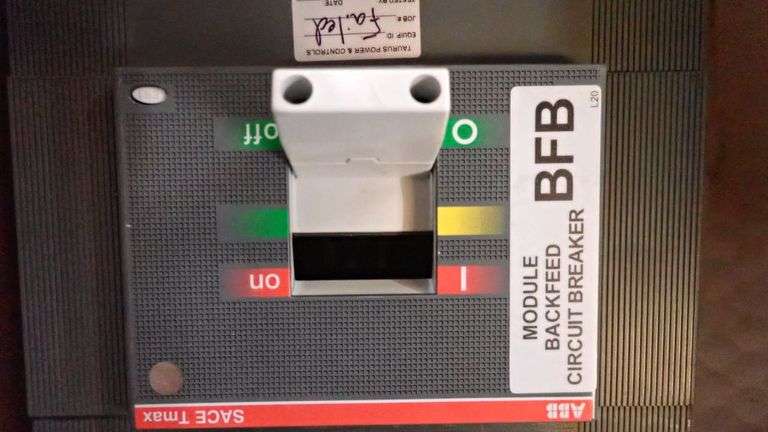 Tmax T6H 800 Circuit Breaker - Yellow Tag Auctions