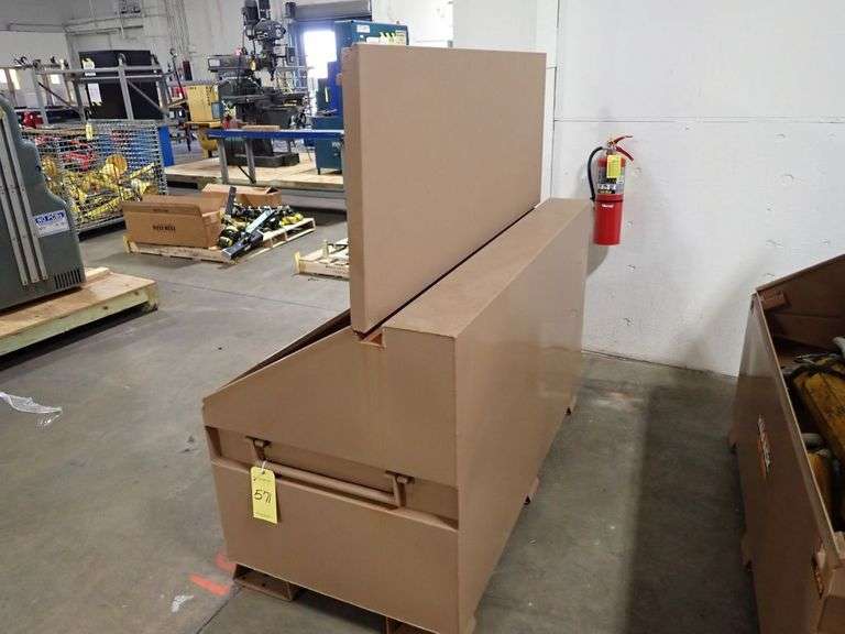 Knaack 3068 Toolbox w/Drill Press and Vise - Yellow Tag Auctions