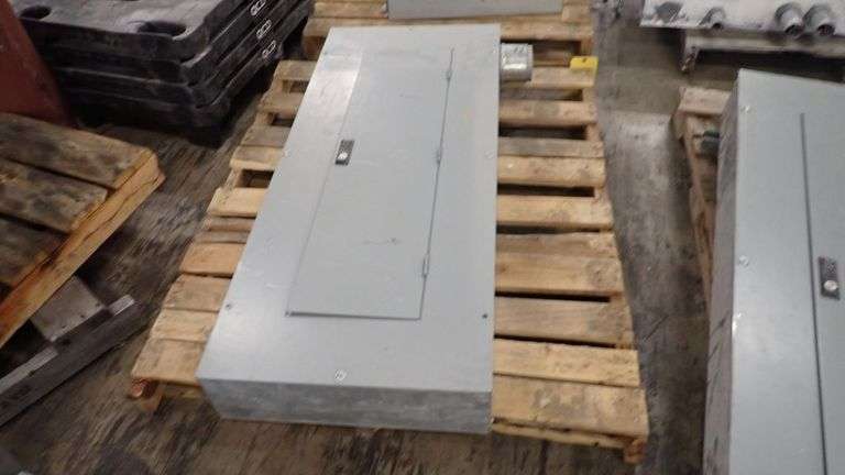 Westinghouse Panelboard - Yellow Tag Auctions