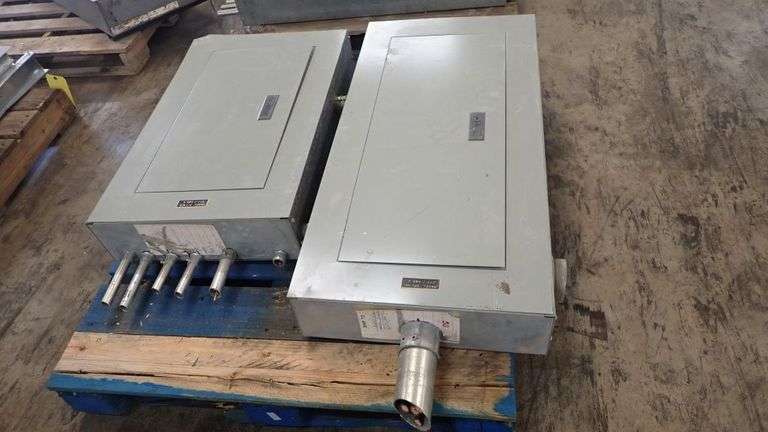 Lot of (2) Siemens ITE Panelboards - Yellow Tag Auctions