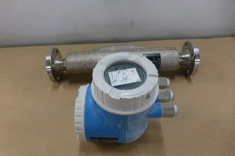 Endress & Hauser Promass 300 Flowmeter w/Promass F Flowmeter - Yellow ...