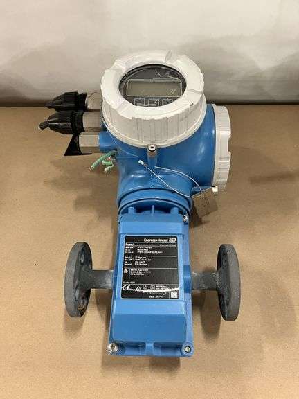 Endress & Hauser Promag 300 Flowmeter w/Promag P Flowmeter - Yellow Tag ...