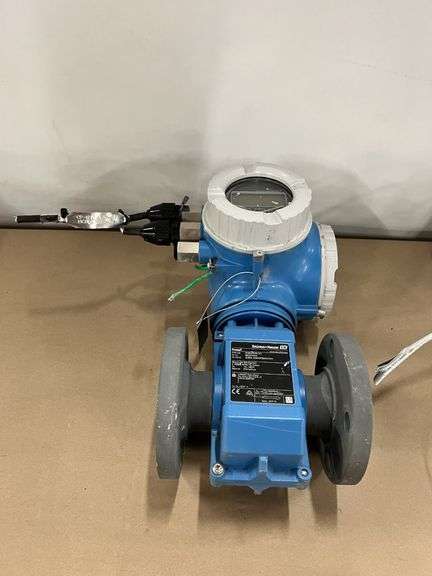 Endress & Hauser Promag 300 Flowmeter w/Promag P Flowmeter - Yellow Tag ...