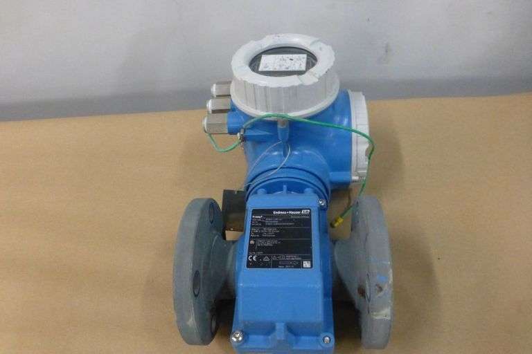 Endress & Hauser Promag 300 Flowmeter w/Promag P Flowmeter - Yellow Tag ...