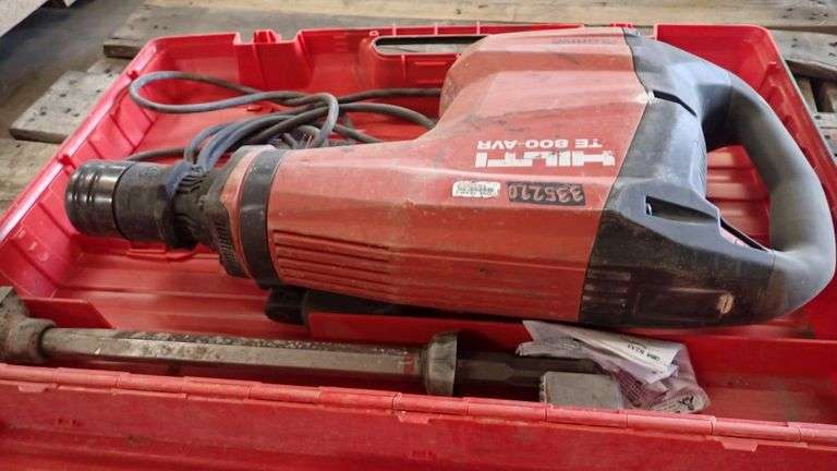Hilti TE 800-AVR Concrete Demolition Hammer - Yellow Tag Auctions