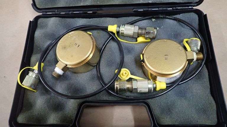 Lot of (5) Kerry Actuator Test Gauge Kits - Yellow Tag Auctions