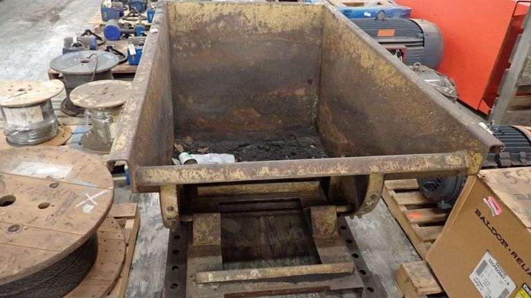 Wright Self Dumping Hopper - Yellow Tag Auctions