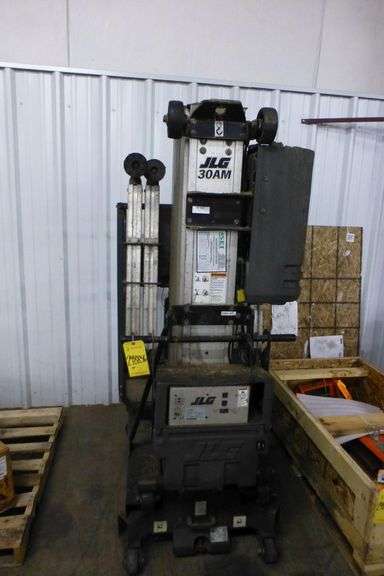 JLG Platform Lift - Yellow Tag Auctions