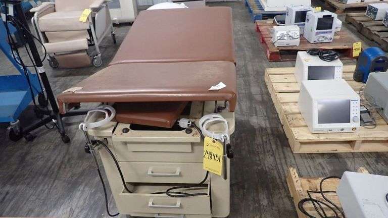 Hamilton Exam Table - Yellow Tag Auctions