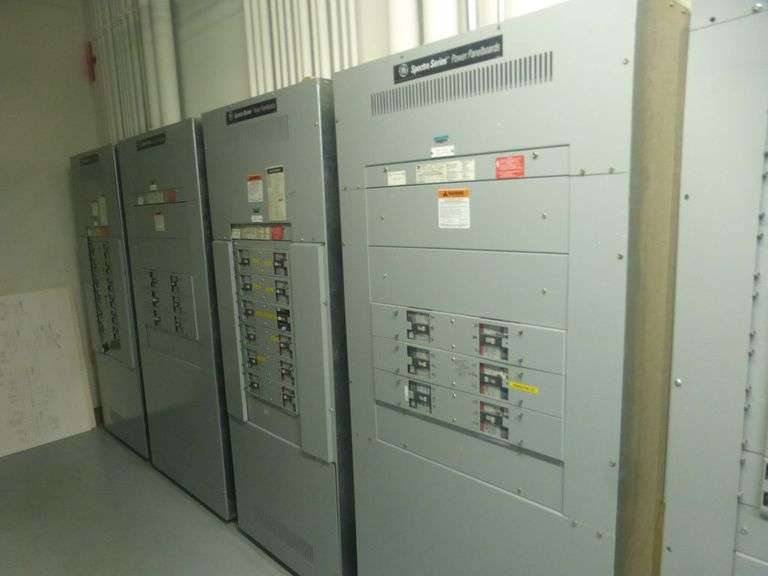 GE Spectra Series Power Panelboard - Yellow Tag Auctions