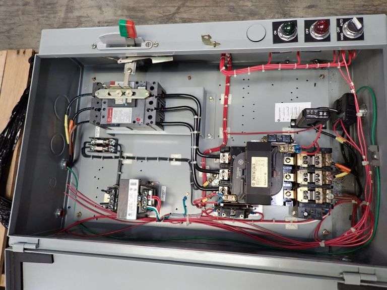 GE 300 Line Control/Combination Motor Controller - Yellow Tag Auctions