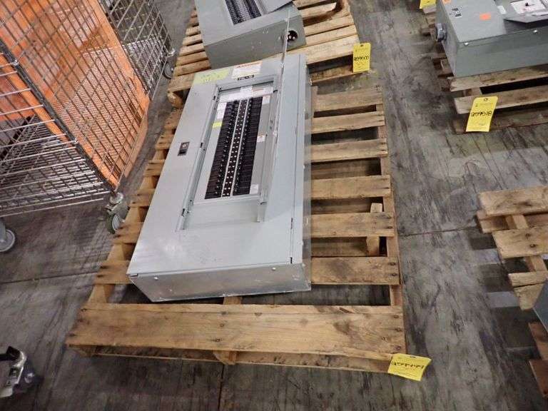 Eaton Cutler-Hammer Panelboard - Yellow Tag Auctions
