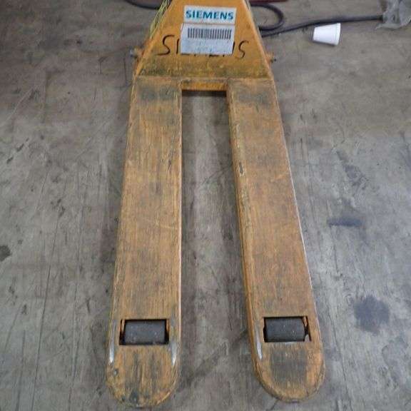 Titan Lift-Rite Pallet Jack - Yellow Tag Auctions