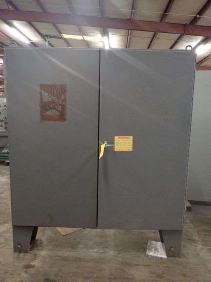 Hoffman 2-Door Cabinet - Yellow Tag Auctions