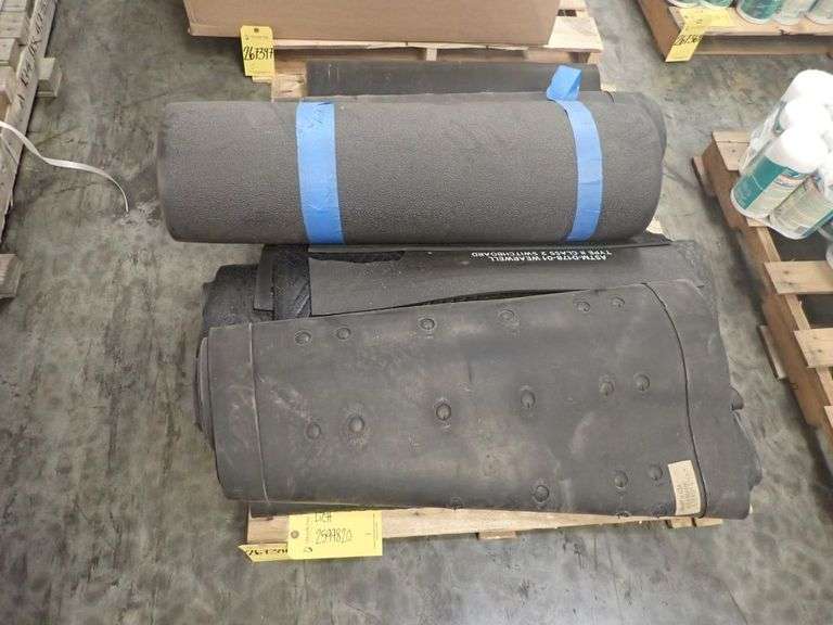 Lot of Assorted Rubber Floor Mats - Yellow Tag Auctions