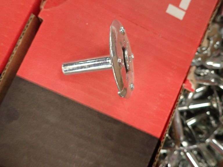 Lot of (8) Boxes of Hilti Grating Fastener Discs - Yellow Tag Auctions